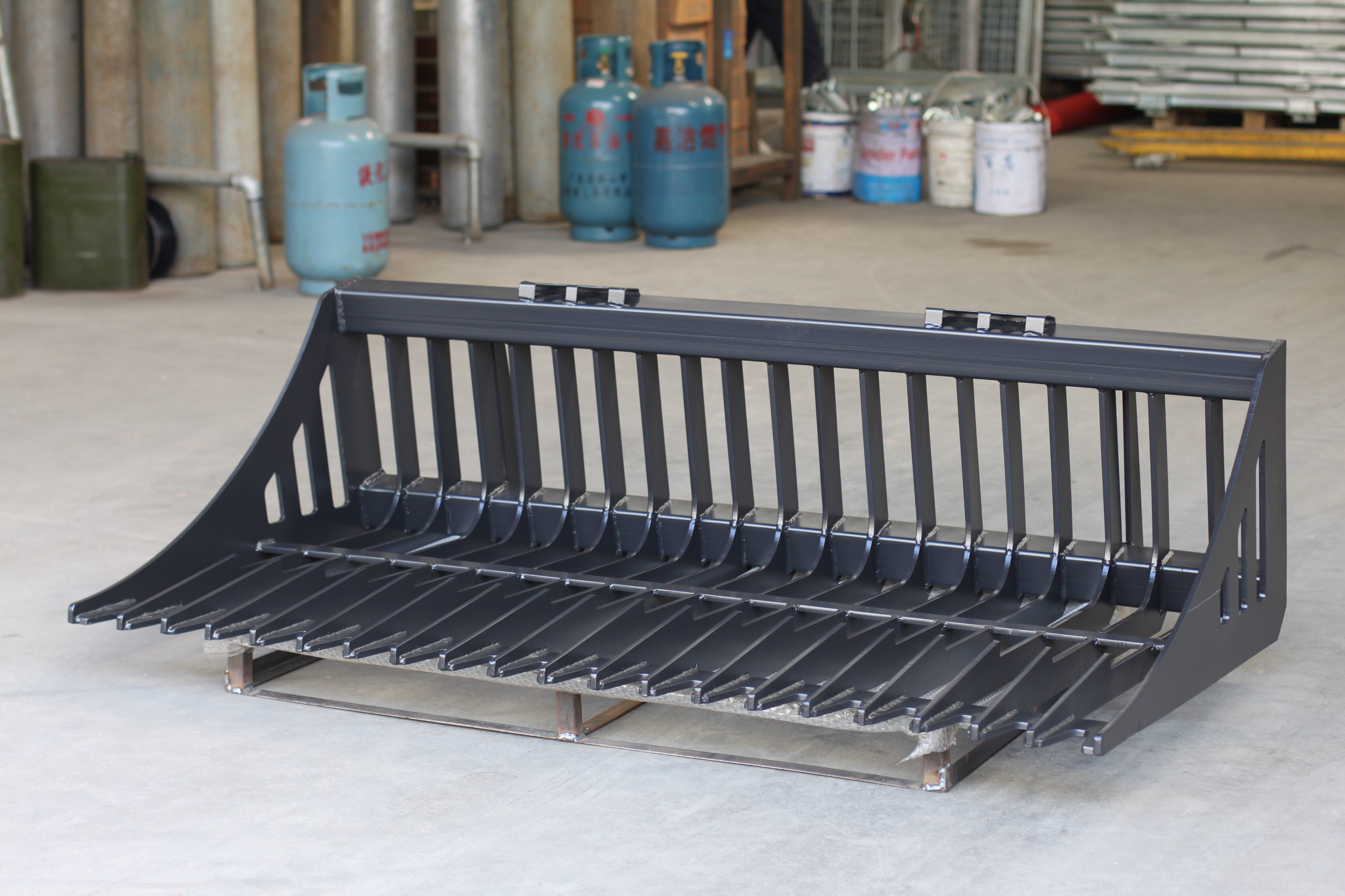 Wholesale Skid Steer Attachment 66" Rock Bucket S-prb1680(66in)-mp1220 ...