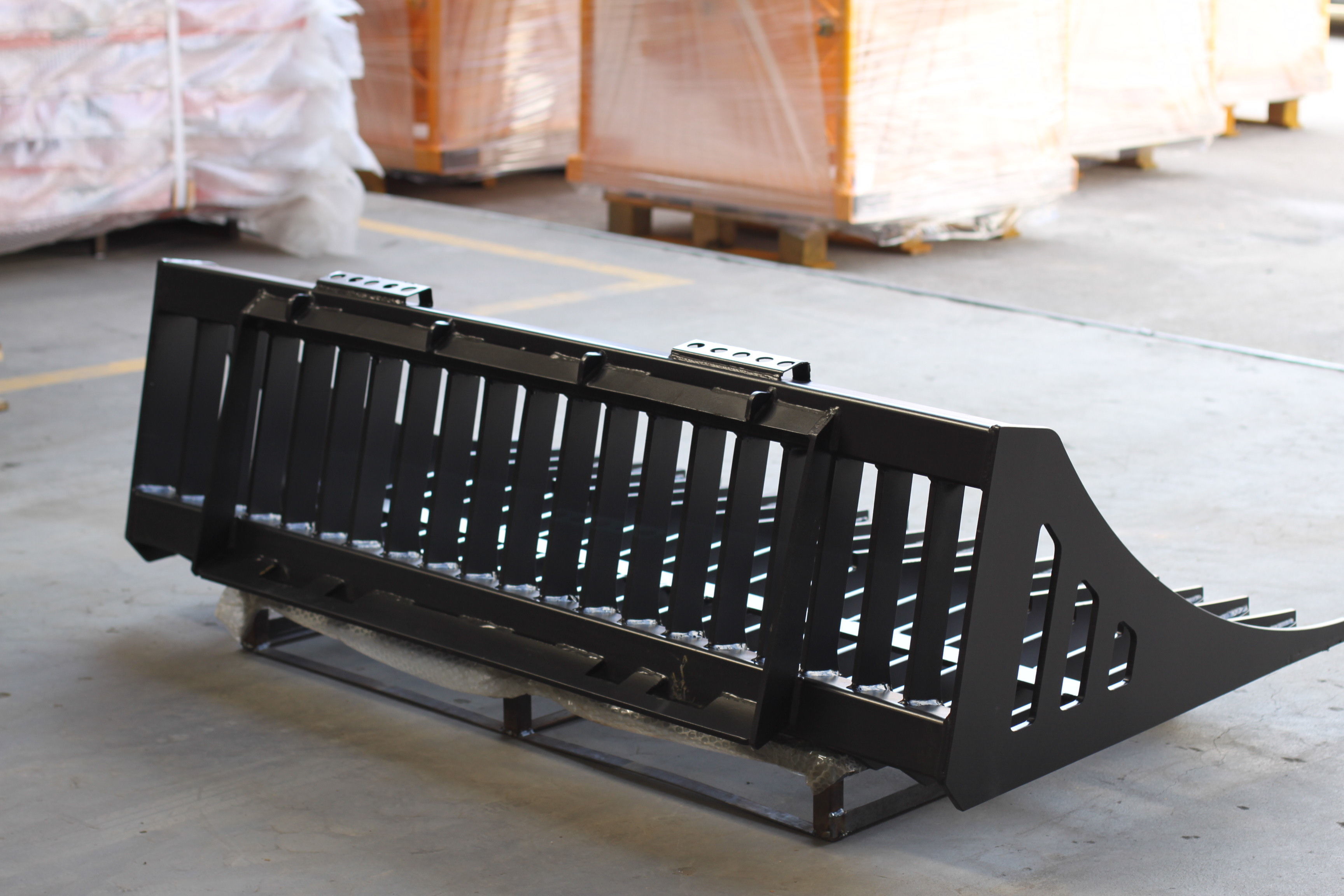 Buy Wholesale China Wholesale Skid Steer Attachment 66" Rock Bucket S ...