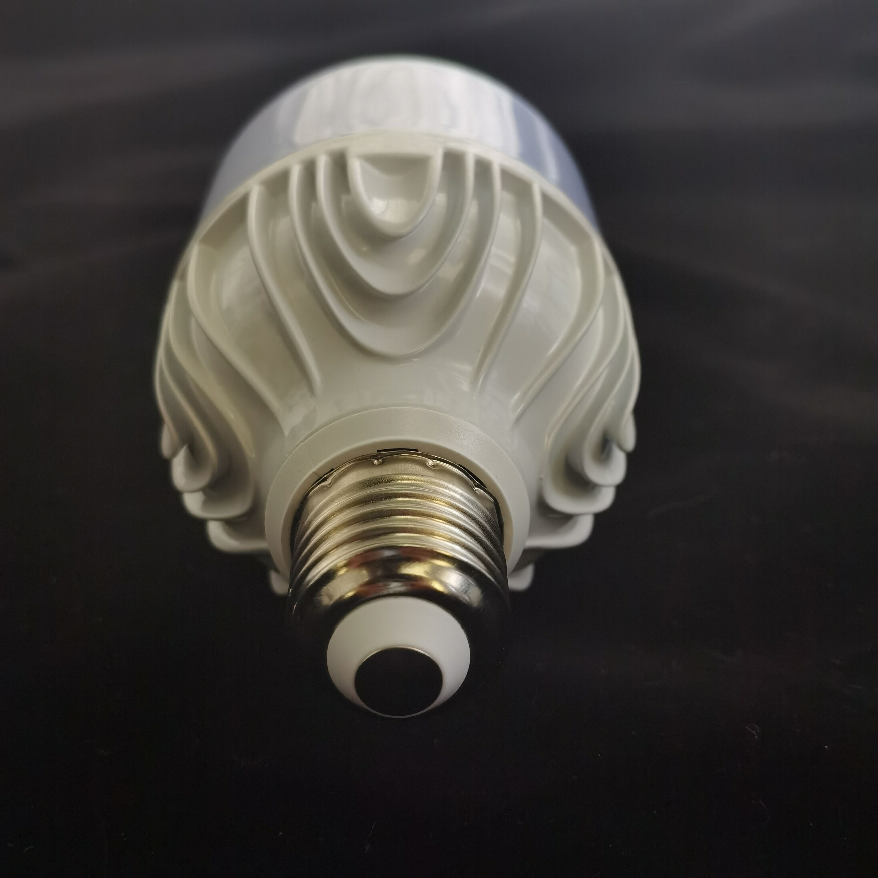 Buy Wholesale China Wholesale 20w Led Bulb T80 Bulb E27 Base For Garage ...