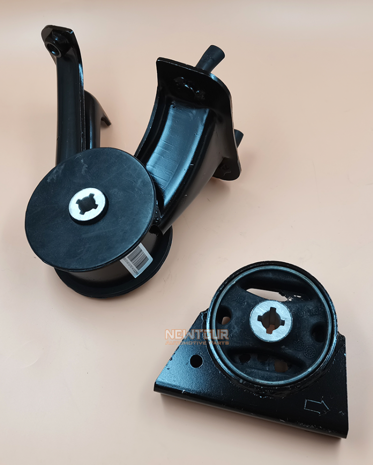Other Auto Parts Engine Mounts Insulator Engine Mount For Geely Emgrand ...