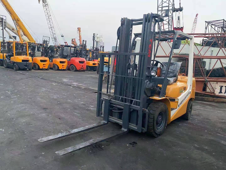 Buy Singapore Wholesale Used Tcm Fd30t6 Fork Lift Diesel In Low Working ...