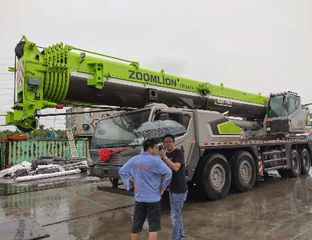 50 Ton Truck Crane, 50 Tons, All Terrain Crane, Zoomlion - Buy China ...