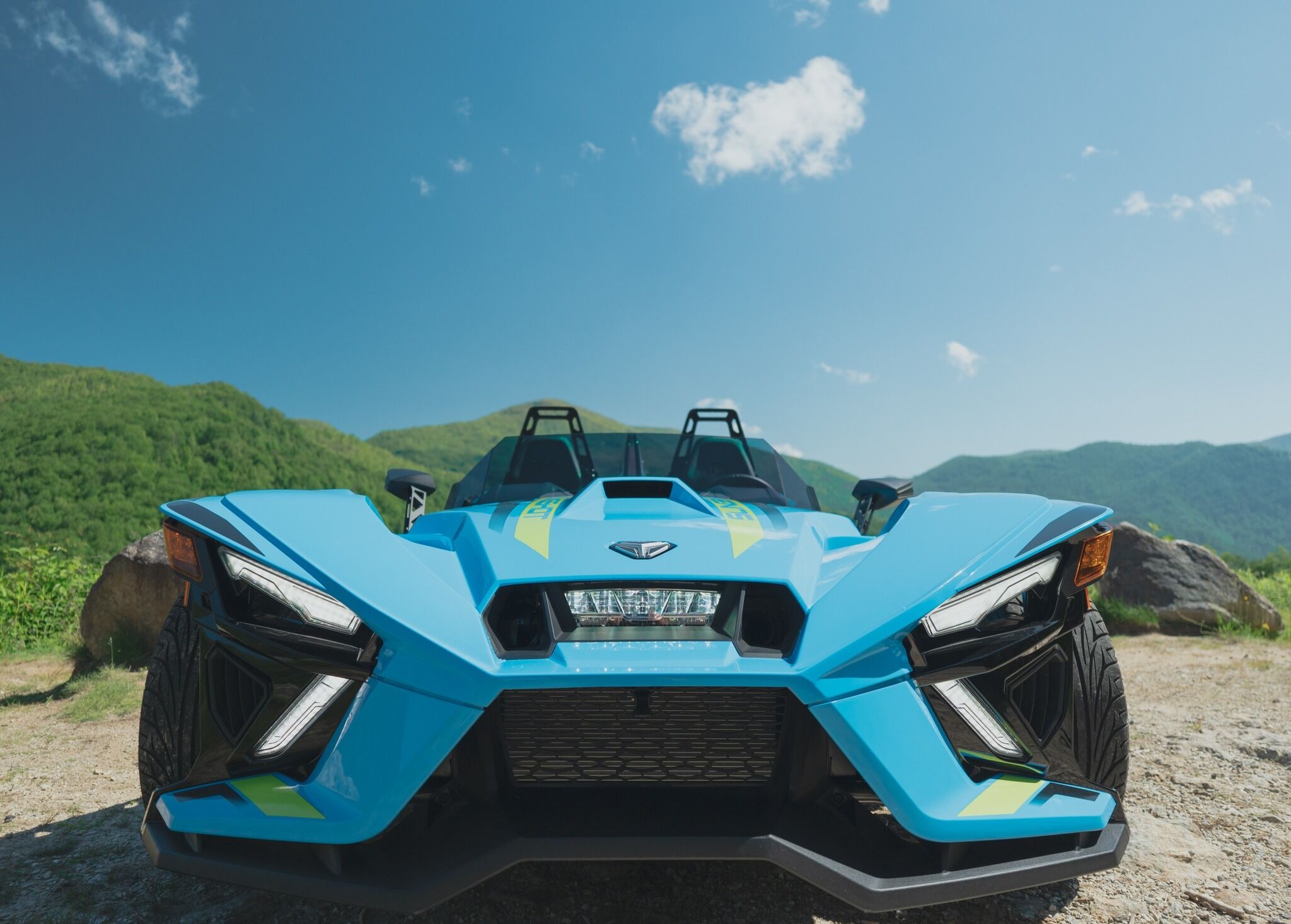 Distributor Of Polaris Slingshot S /r / Sl / L Autodrive 3 Wheel Drive ...