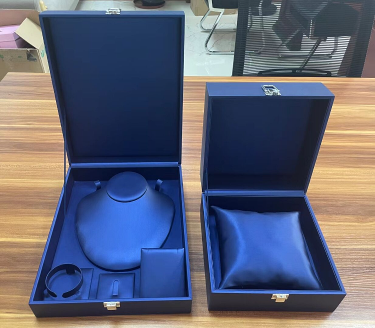 Buy Standard Quality China Wholesale Jewelry Box Covered Display Stand ...