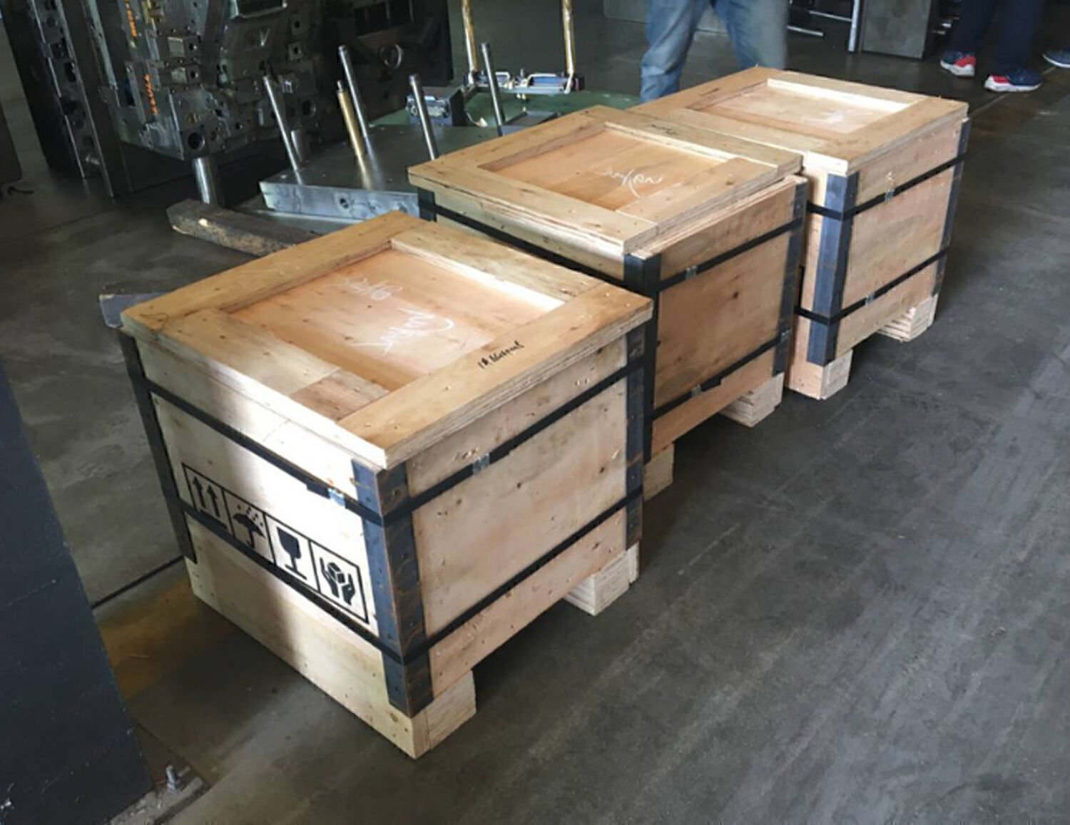 Buy Wholesale China Factory Price Customized Cnc Machining Lkm Or Hasco ...