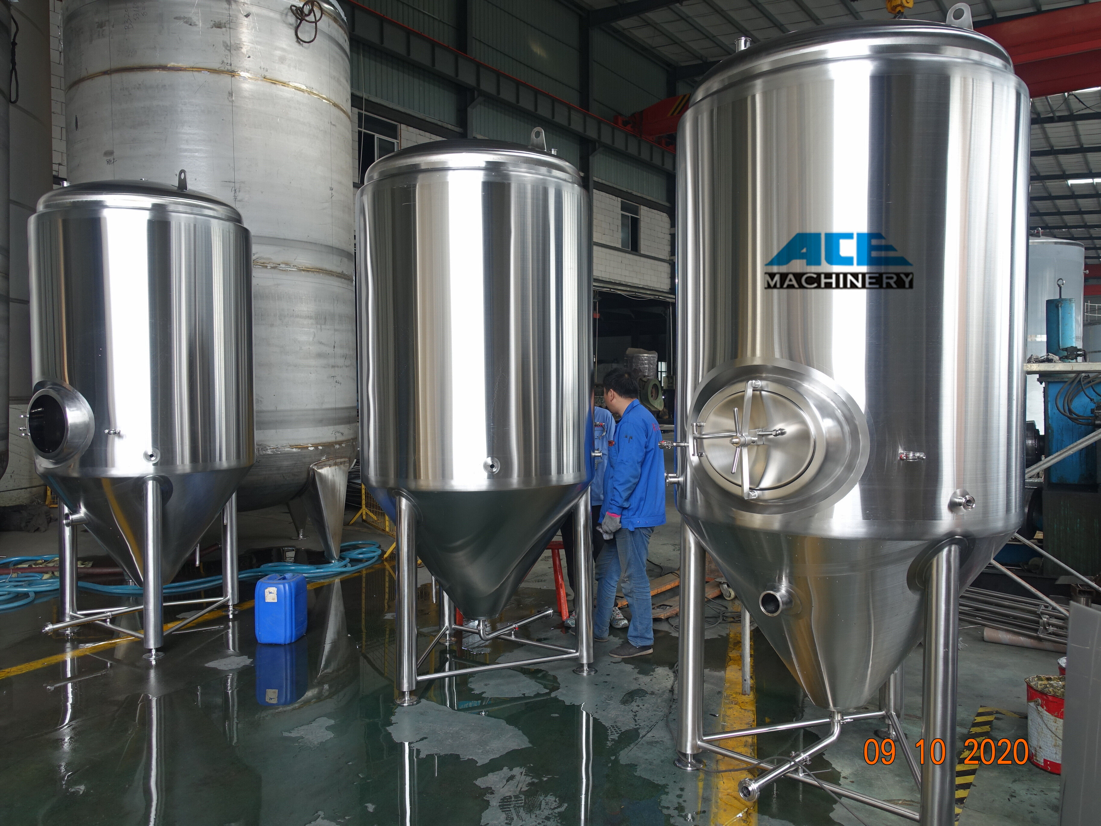 Factory Price Horizontal Tank Alcohol Distillation Filling Steel Beer ...