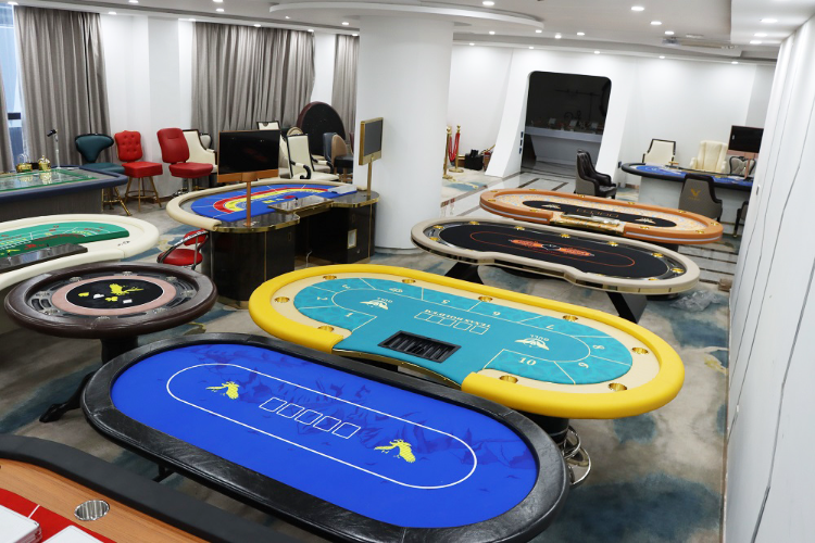 Yh 8/12 Foot Luxury Casino Quality Solid Wood Dice Table Square ...