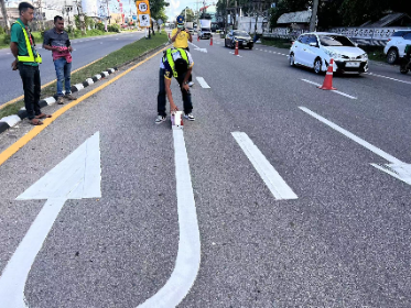 Fast Delivery High Reflective Road Marking Paint Wear Resistant ...