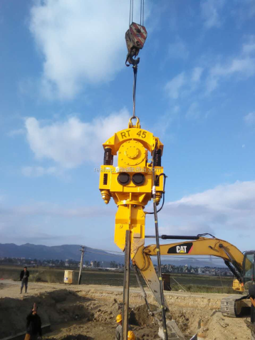 Crane Type Rt-45a Vibratory Pile Driver For Steel Sheet Pile - Buy ...