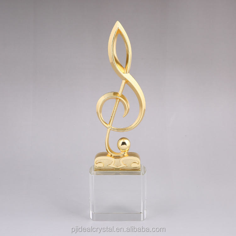Buy Wholesale China Customized Gold Metal Musical Note Crystal Trophy ...