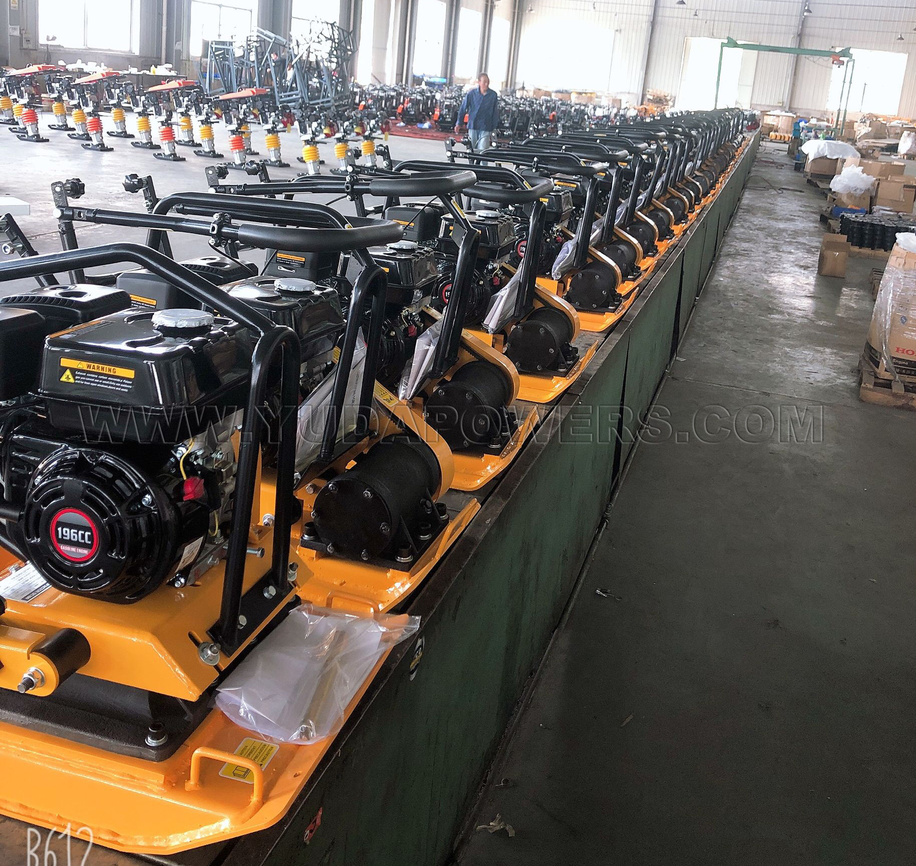 90kg 6.5 Hp Vibration Plate Compactor C90 Machine Walk Behind Soil ...