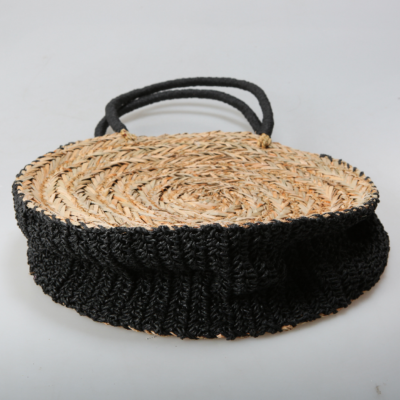 Buy Wholesale China Round Natural Material Pu Grass Woven Shoulder Bag ...