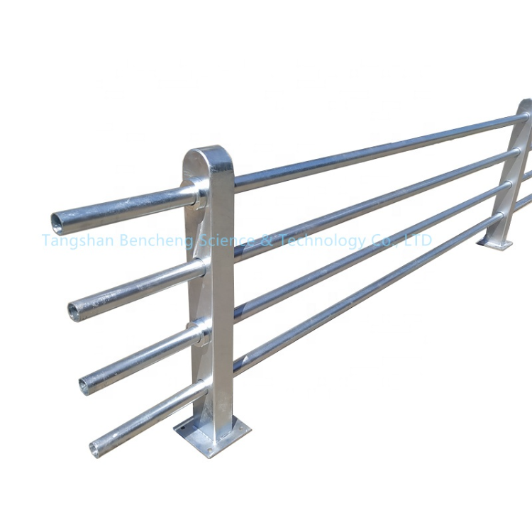 Buy Wholesale China Safety Metal Beam Crash Barrier With End External ...