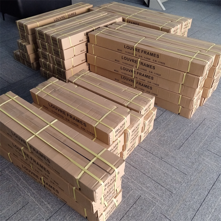 Buy China Wholesale Supply Jalousie Adjustable Glass Window Aluminum ...