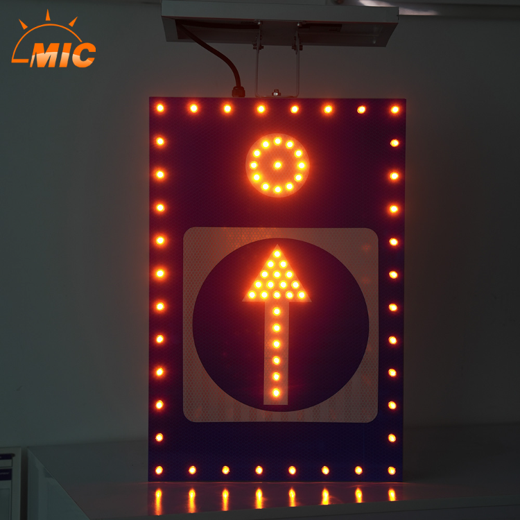 Buy China Wholesale Mic Construction Work Led Arrow Flashing Light ...
