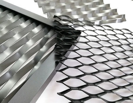 Manufacturer Of Low Carbon Steel Expanded Wire Mesh - Buy China ...