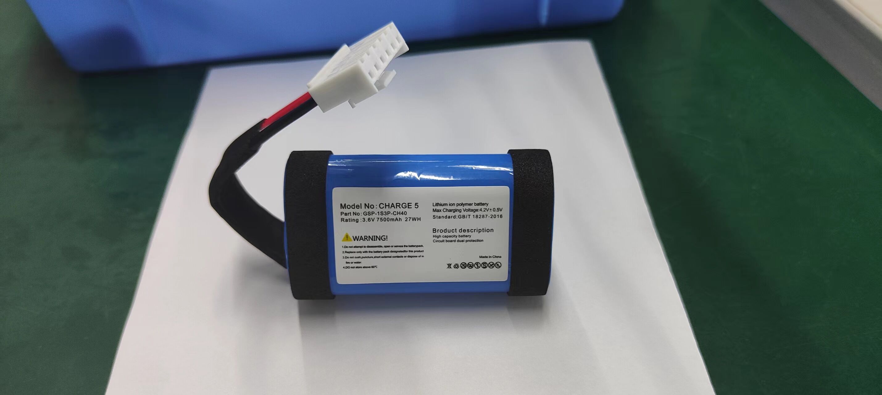 7800mah Powerextra Multifunctional Battery Pack With Usb Output For Np ...
