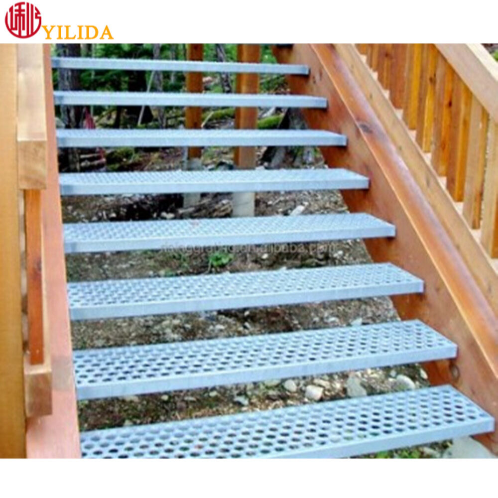 Buy Wholesale China Low Price Galvanized Sheet Perforated Metal Mesh ...