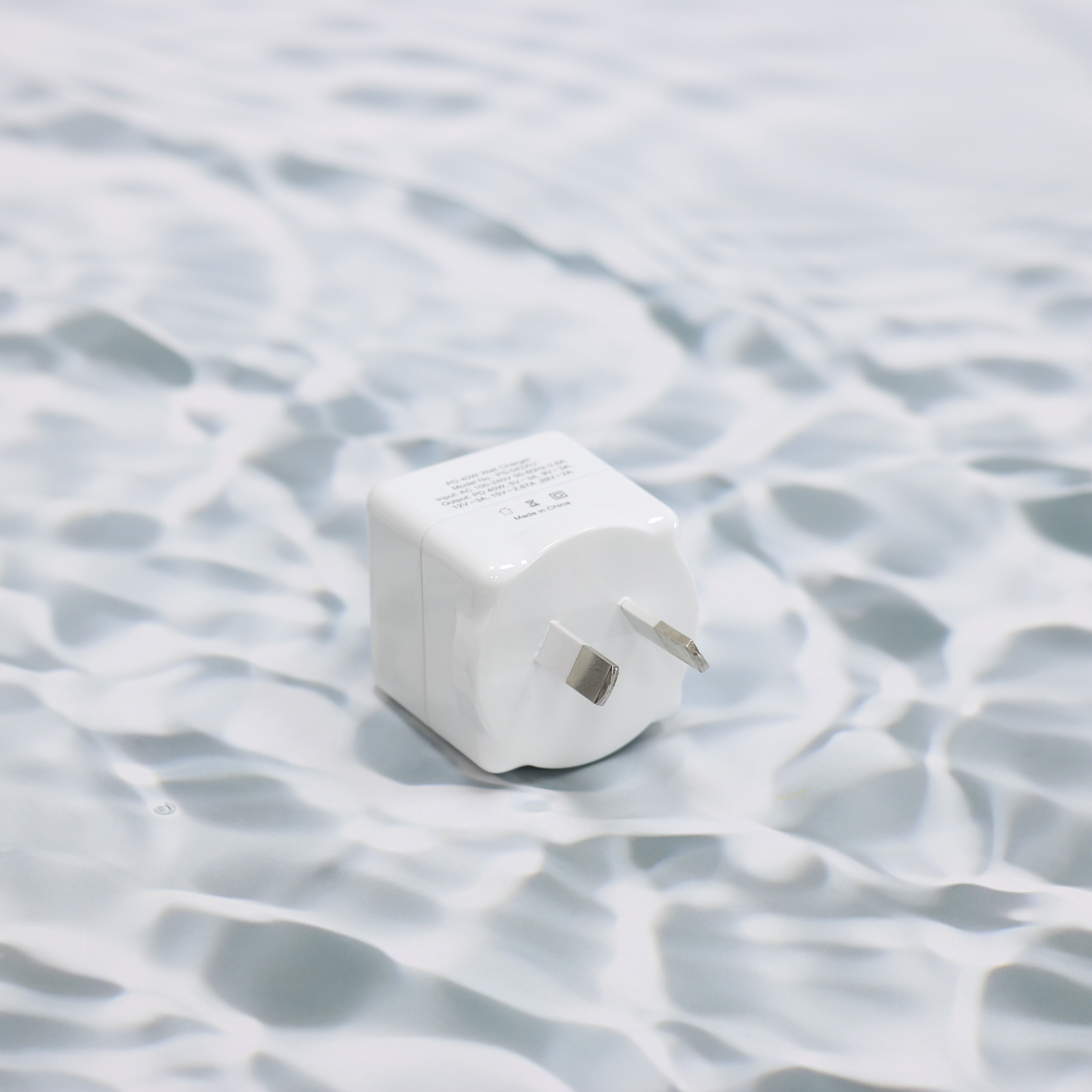 Buy Wholesale China Au Version Portable Mini Mobile Phone Charge Pd40w ...