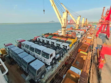 Heavy Goods 3 Axles Lowbed Flatbed Semi-trailer Detachable Gooseneck ...