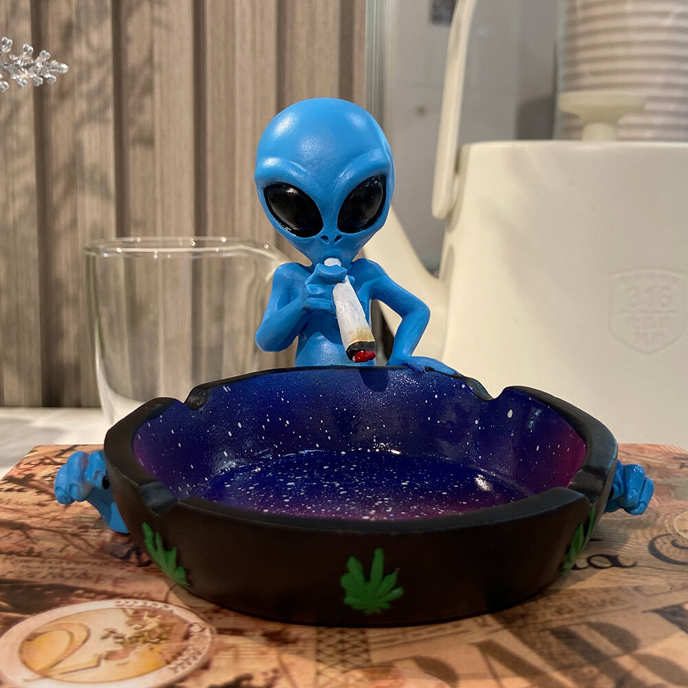 Buy Wholesale China Colorful Alien Style Creative Design Poly Resin ...