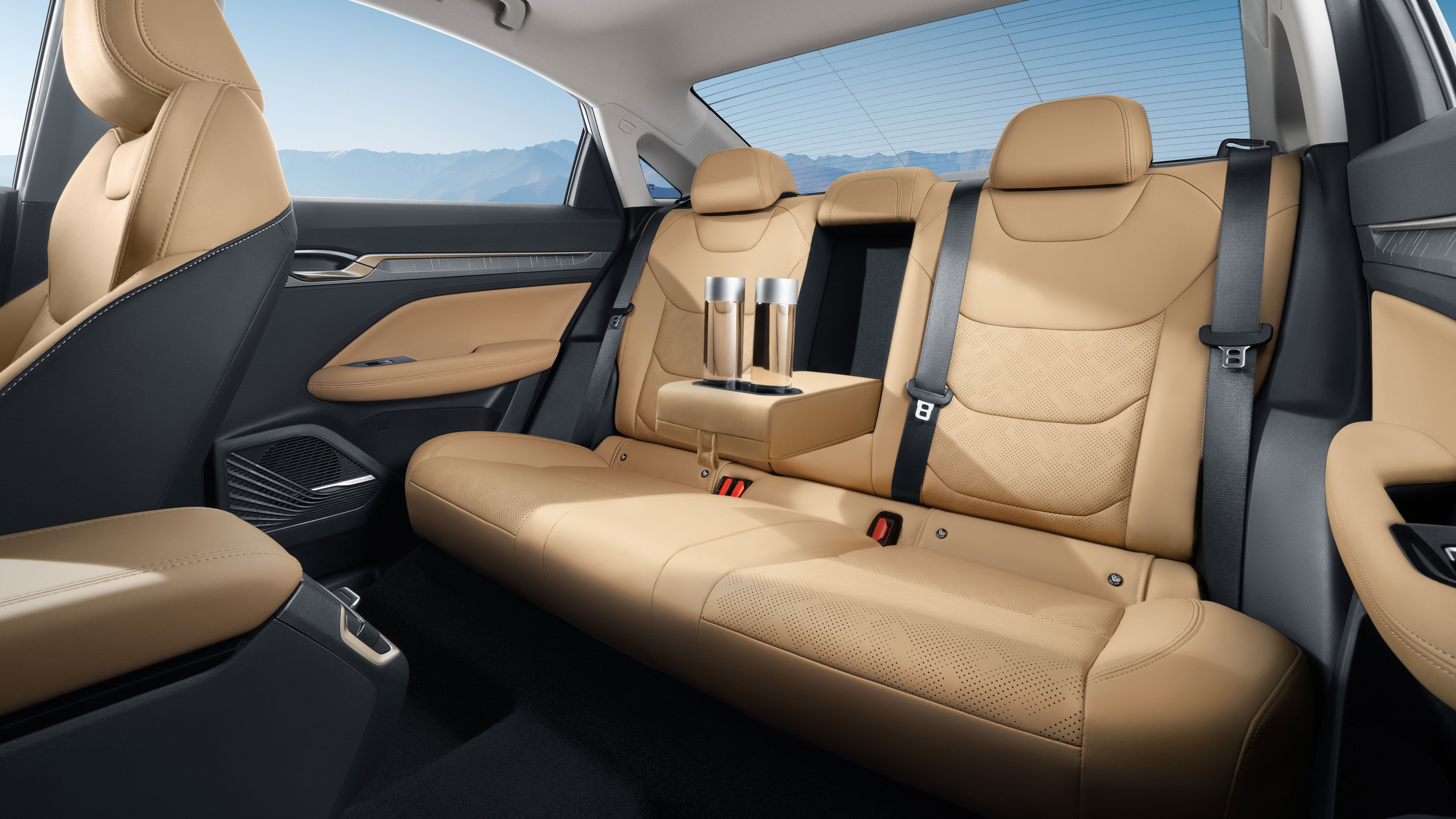 Buy Wholesale China Electric Car Geely Emgrand L Hip 1.5td Dht Pro ...