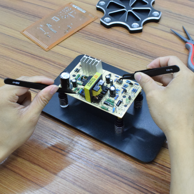 Buy Wholesale China Magnetic Helping Hand Pcb Clips Soldering Station ...