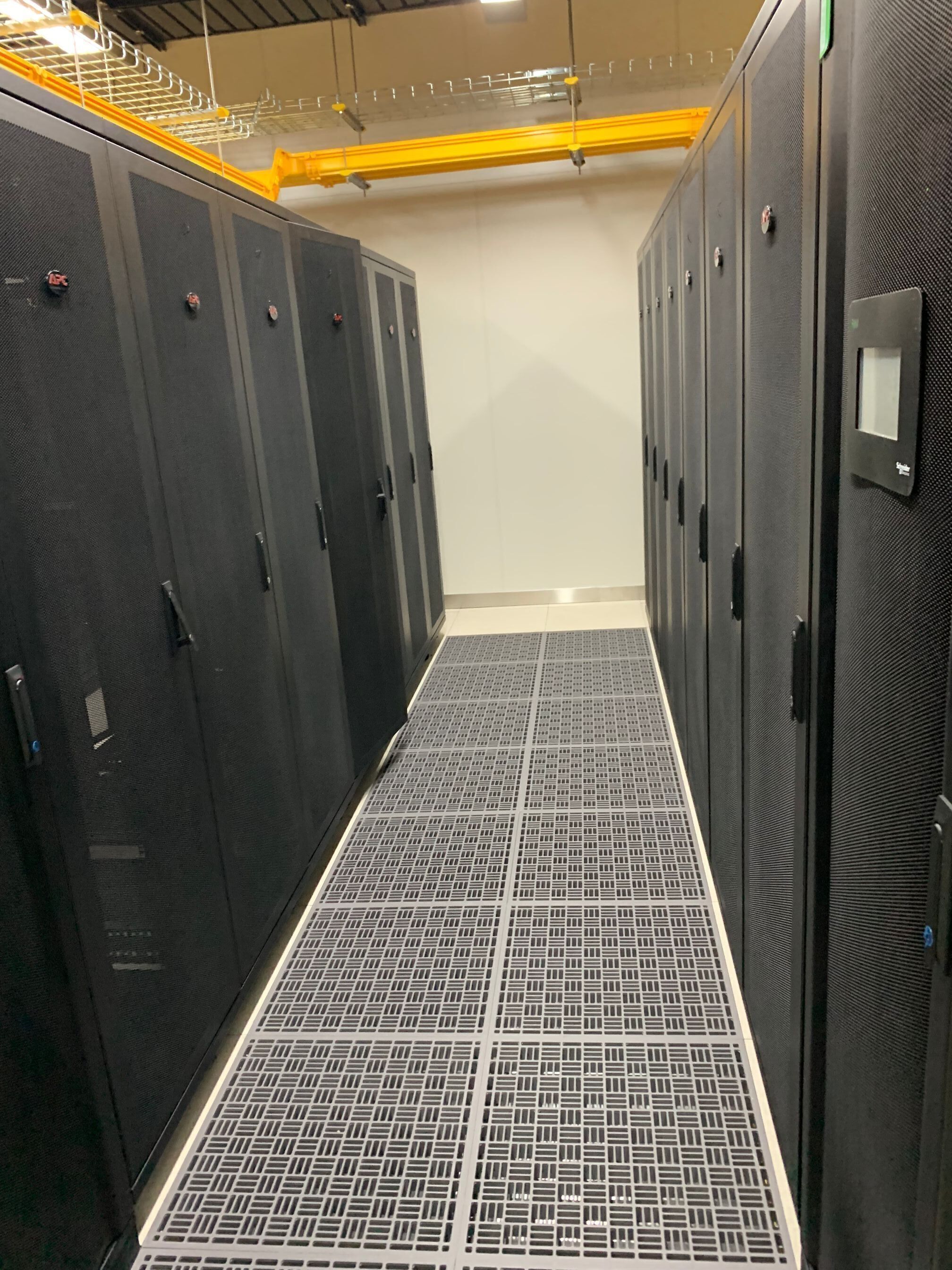 Buy Wholesale China 40u 42u 47u 600mm Width 800mm Depth Data Center ...