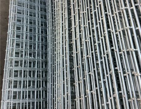 Buy China Wholesale 8ft X 4ft 2x2 Galvanized Iron Wire Malla Electrosoldada 75mm 50mm Pvc Coated ...