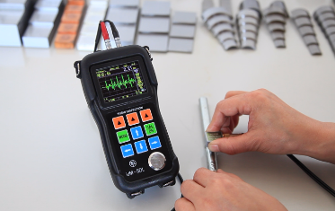 Buy China Wholesale Yushi Portable Ultrasonic Thickness Gauge Um-5 ...