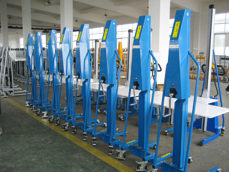 M200 Hand Operated Lifter Manual Mini Stacker Hand Winch Stacker ...