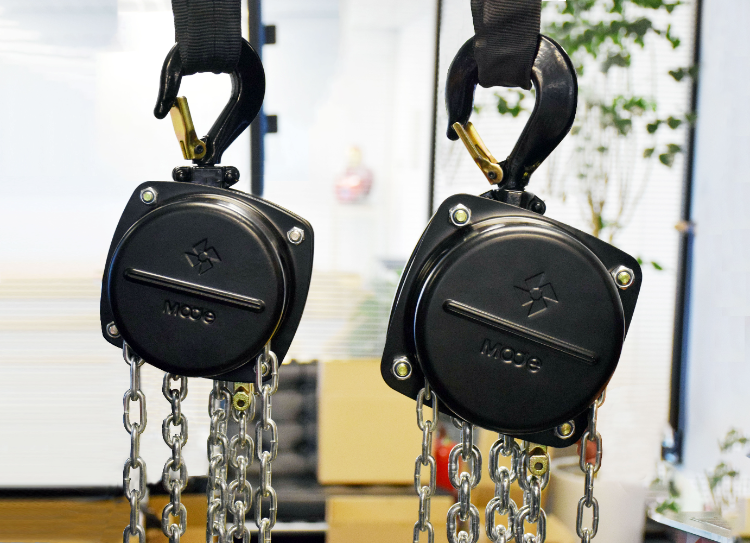 033 360 Degree Rotation Lifting Chain Block 1000kg And 2000kg Chain ...