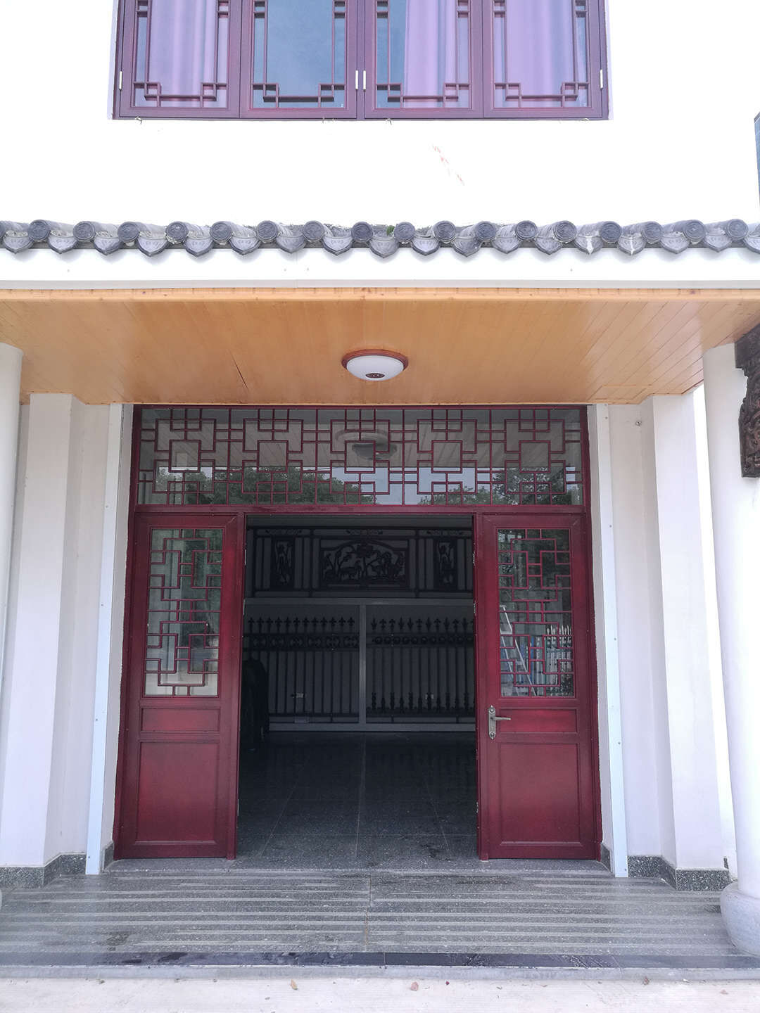 Customized China Style Veranda Handrail Balustrade Window And Doors ...