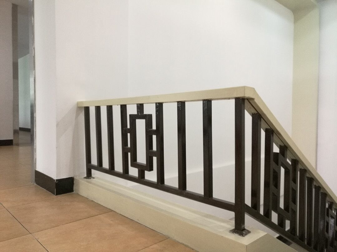 Customized China Style Veranda Handrail Balustrade Window And Doors ...