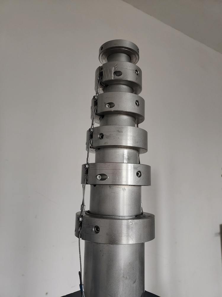 New Product Hot Selling Wind Load 100km/h Aluminum Manual Winch ...