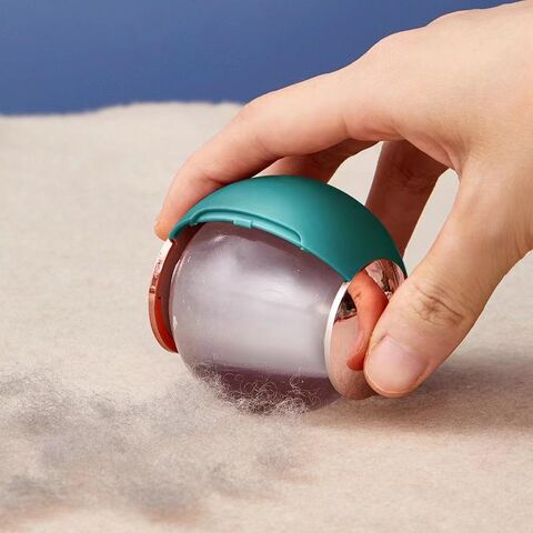 Roller to clean clothes store