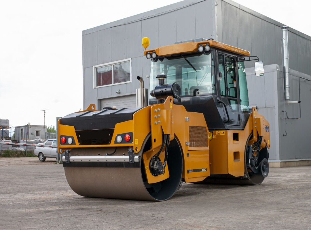 Buy Wholesale China 8ton Vibratory Road Roller Compactor Machine Xd83 ...