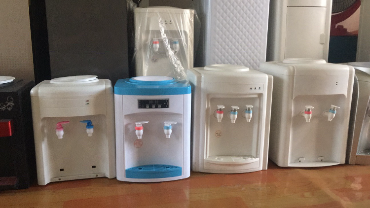 Buy Wholesale China Cool Yellow Desk Top Tap Table Top Mini Home ...