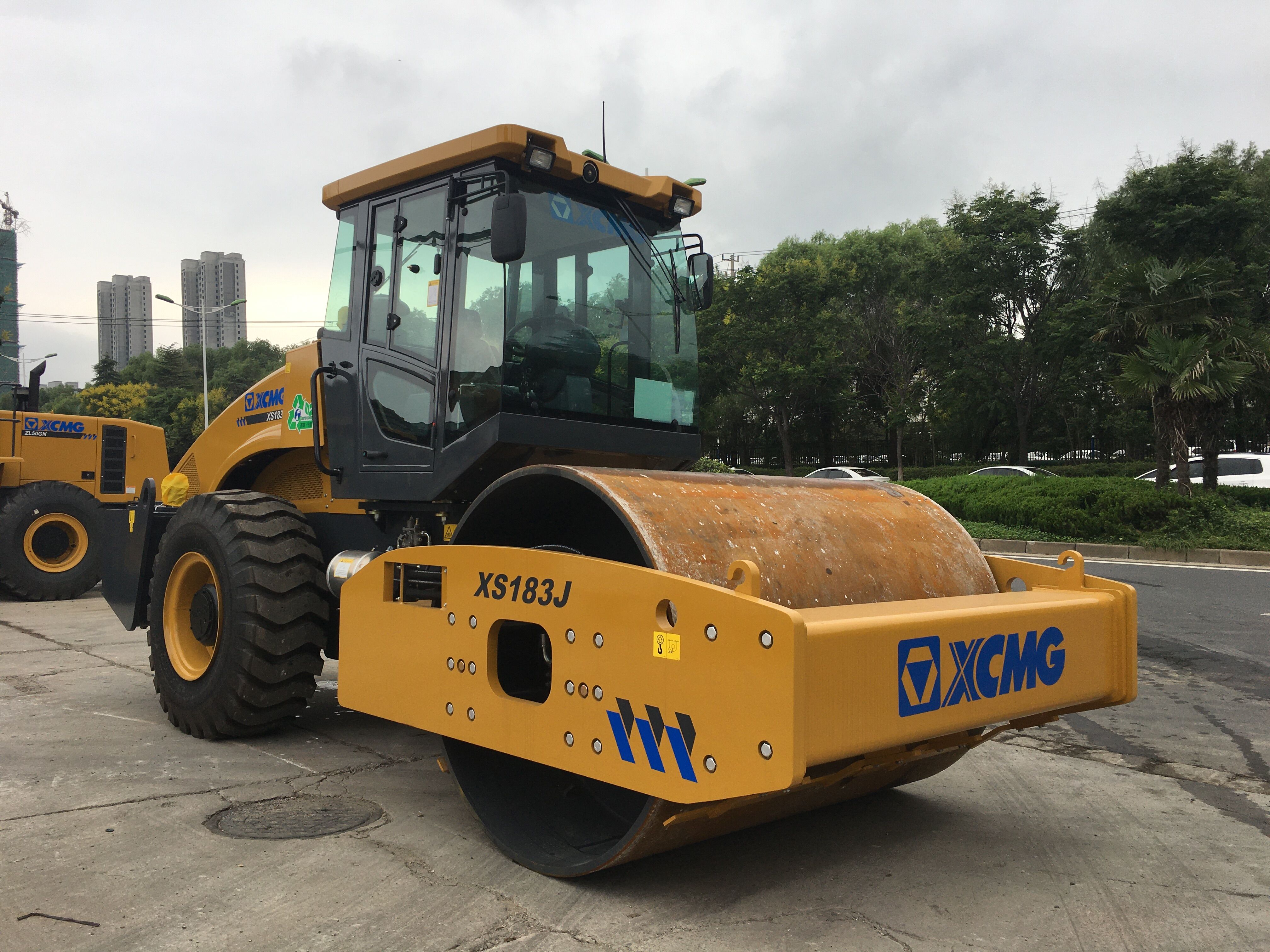 Buy Wholesale China Xcmg Manufacturer Xs183j 18 Ton Single Drum Road ...