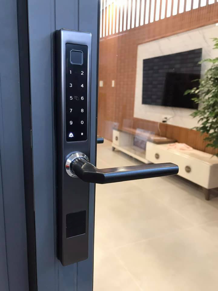 Modern Style Digital Lock Automatic Fingerprint Smart Door Lock Tt ...