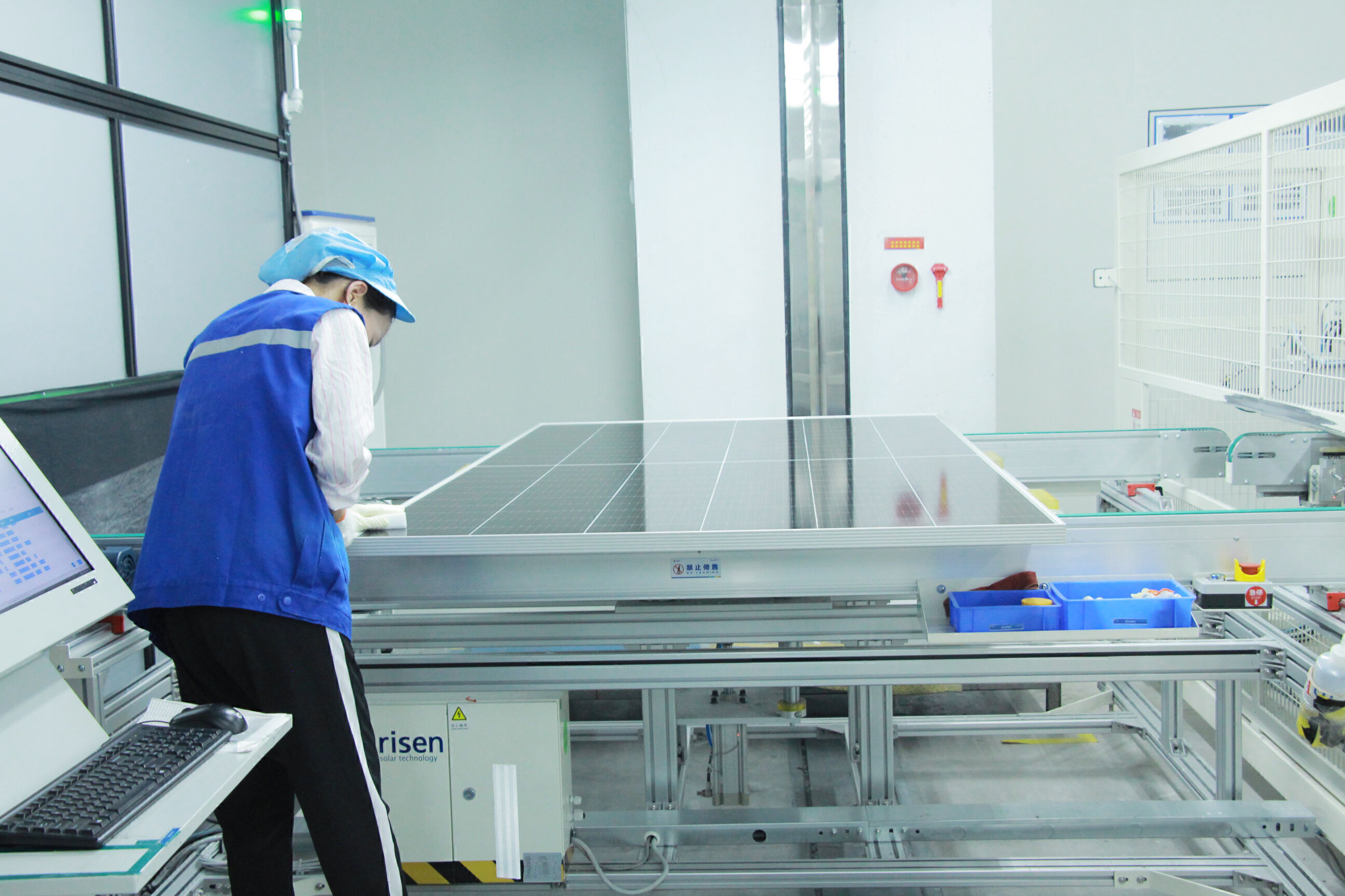 Buy Wholesale China Risen Solar Panels Rsm132-8-650-670bmdg Iec1500v ...