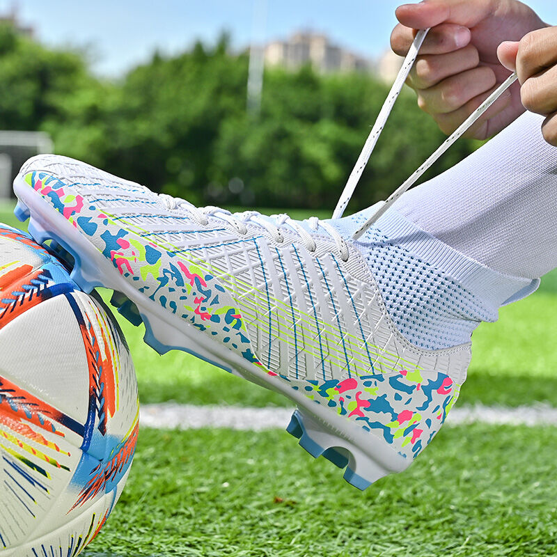 Buy China Wholesale Popular Outdoor Football Boot For Teenagers Casual ...