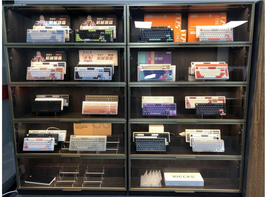 X1 Titanium-magnesium Alloy Paw3395 Dual Mode Gaming Mouse - Expore ...