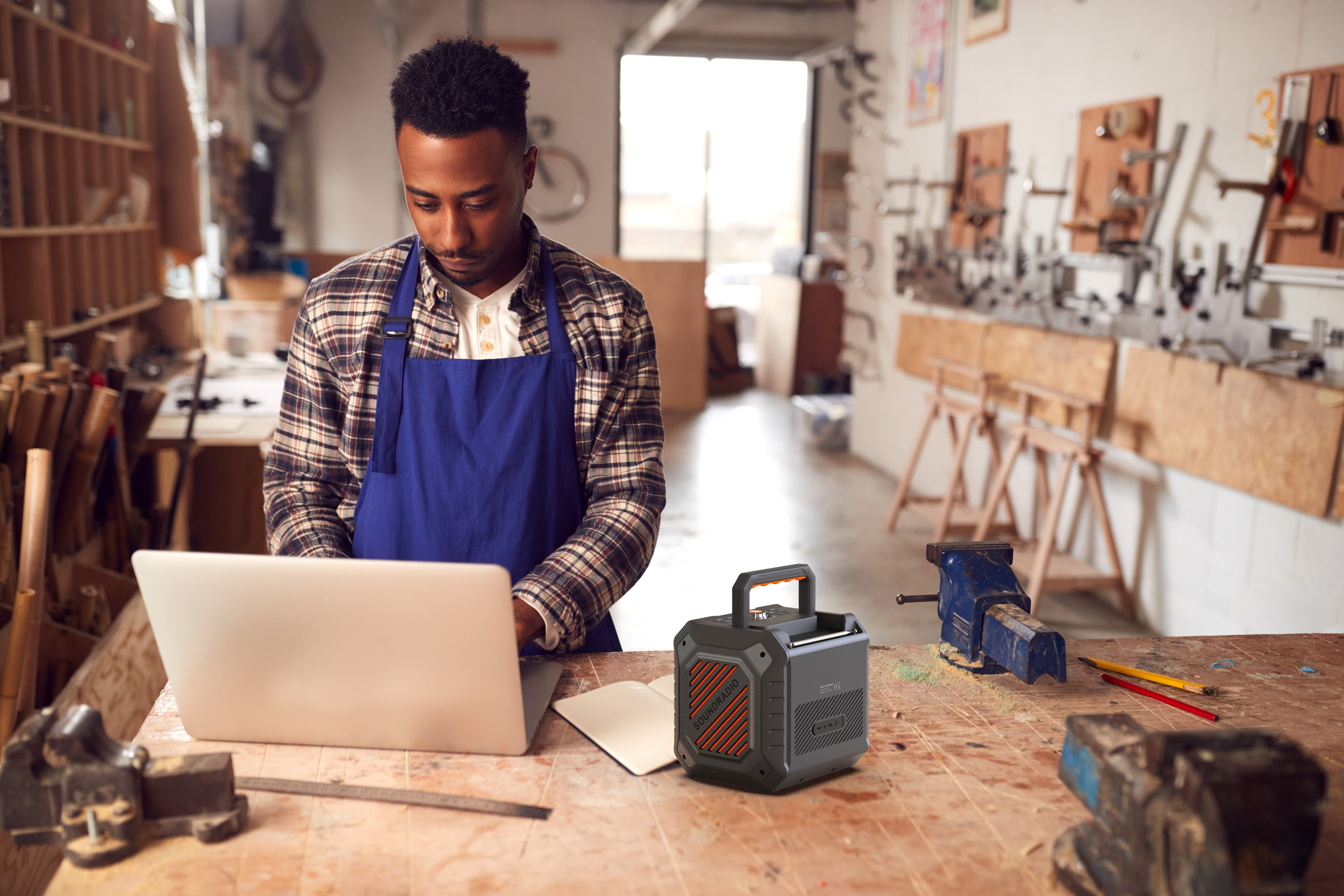 Worksite Rugged Design Portable Dab+/fm Radio Outdoor Bt Speaker ...