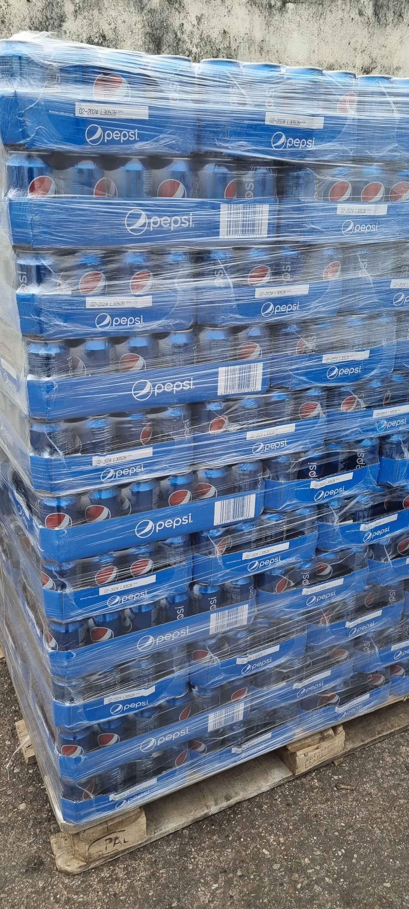 Wholesale Soft Drinks - 7 Up / Pepsis / Mirinda Fruit Juice ...