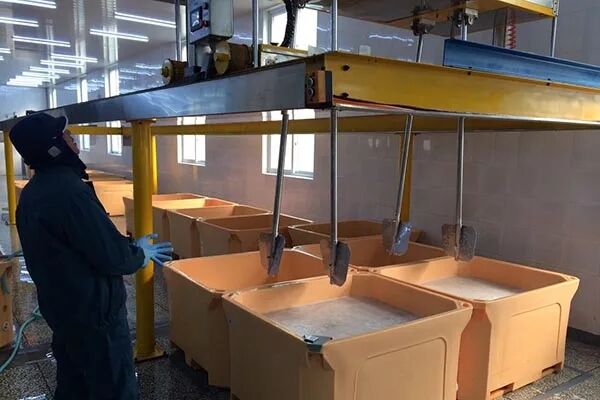 Odm 1000l Durable Stackable Multifunction Plastic Fish Bin Plastic ...