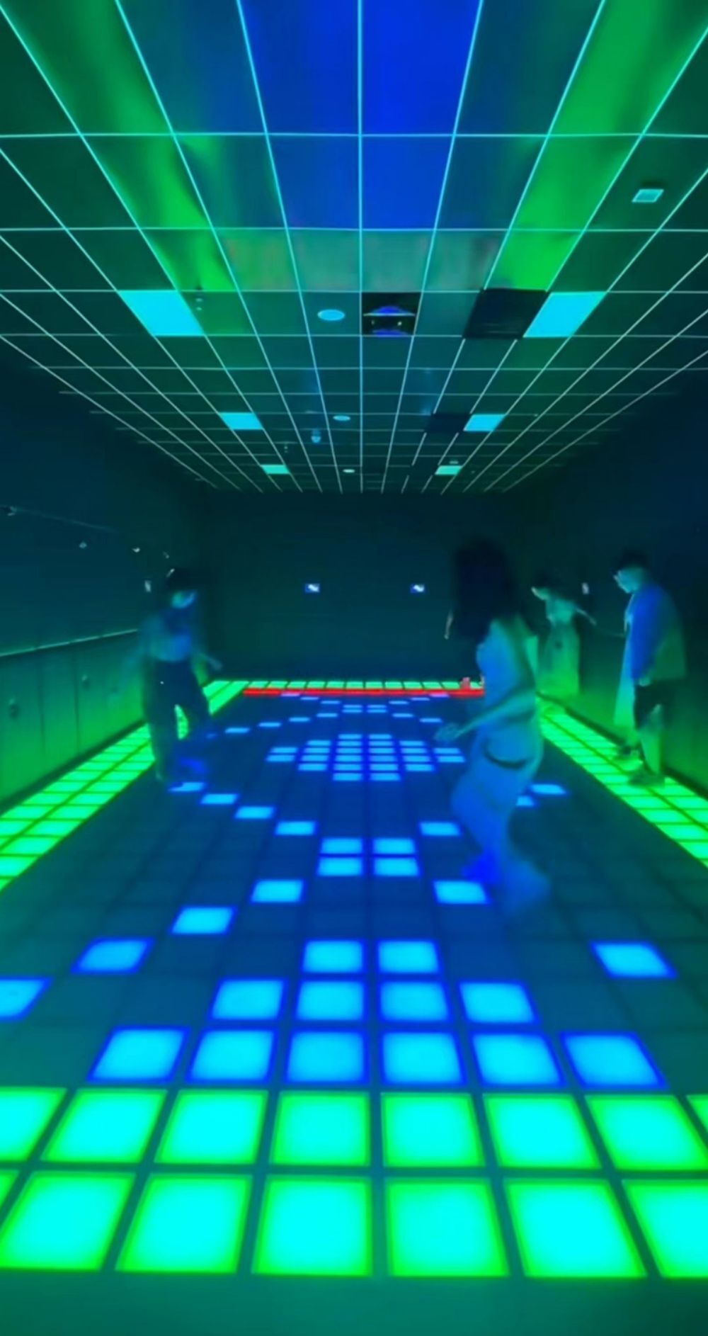 2023 Newest Activate Mega Grid Game Led Floor 30x30 With Programs ...