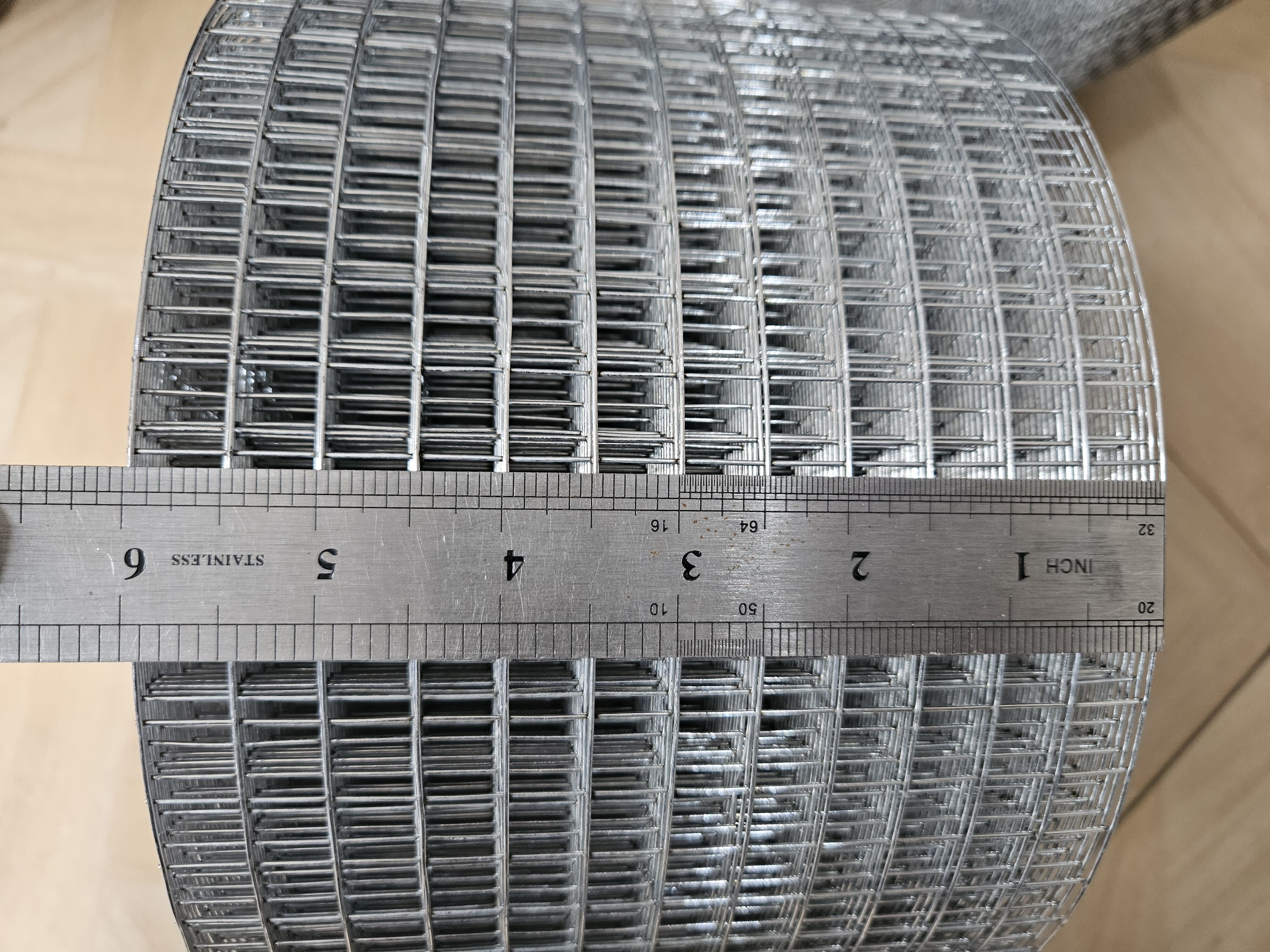 Buy Wholesale China Galvanized Wire Mesh Small Size For Solar Panel ...