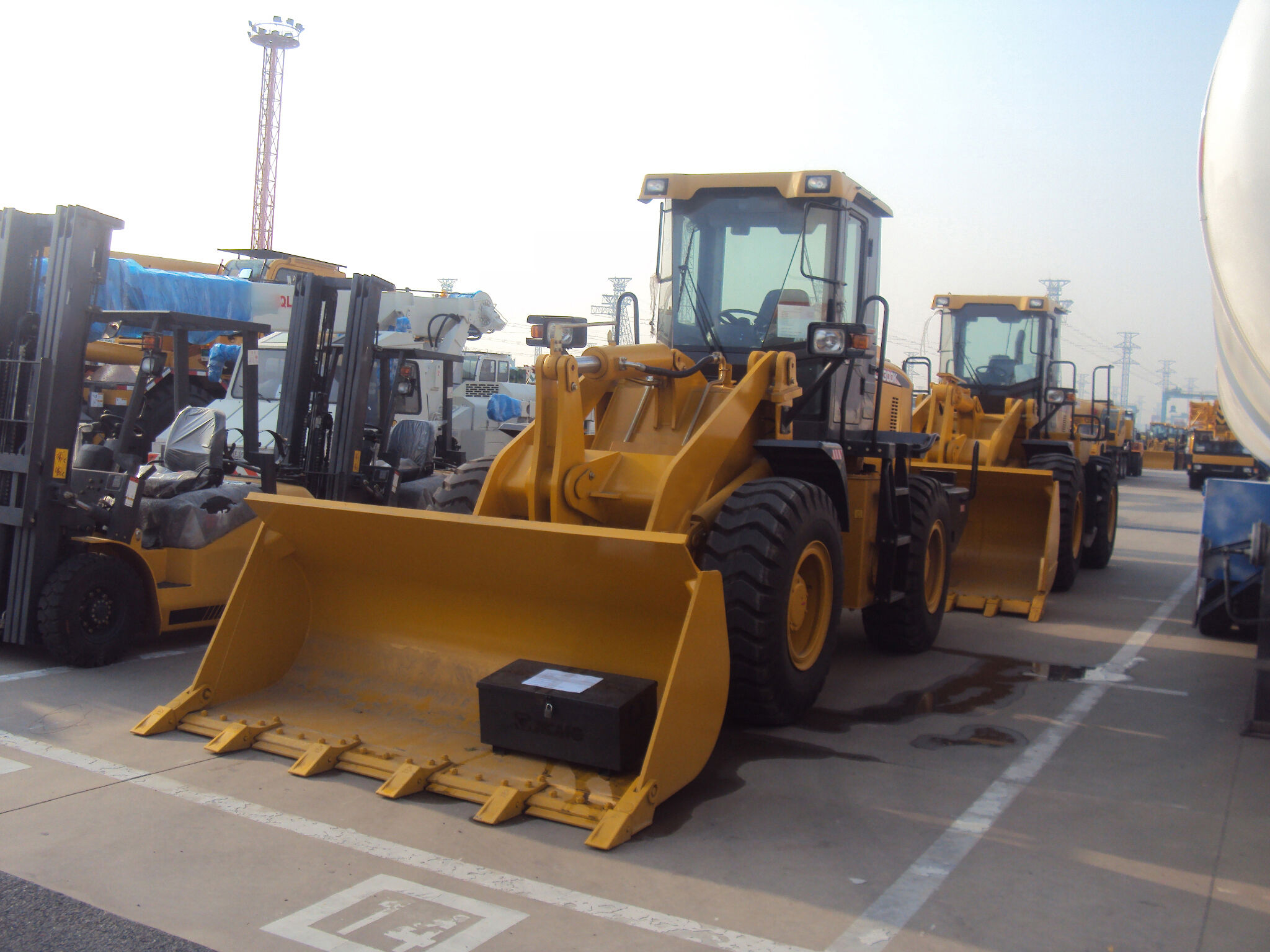 Buy Wholesale China Oriemac Wheel Loader With Bucket And Backhoe 3t Wheel Loader Lw300fn & Wheel ...