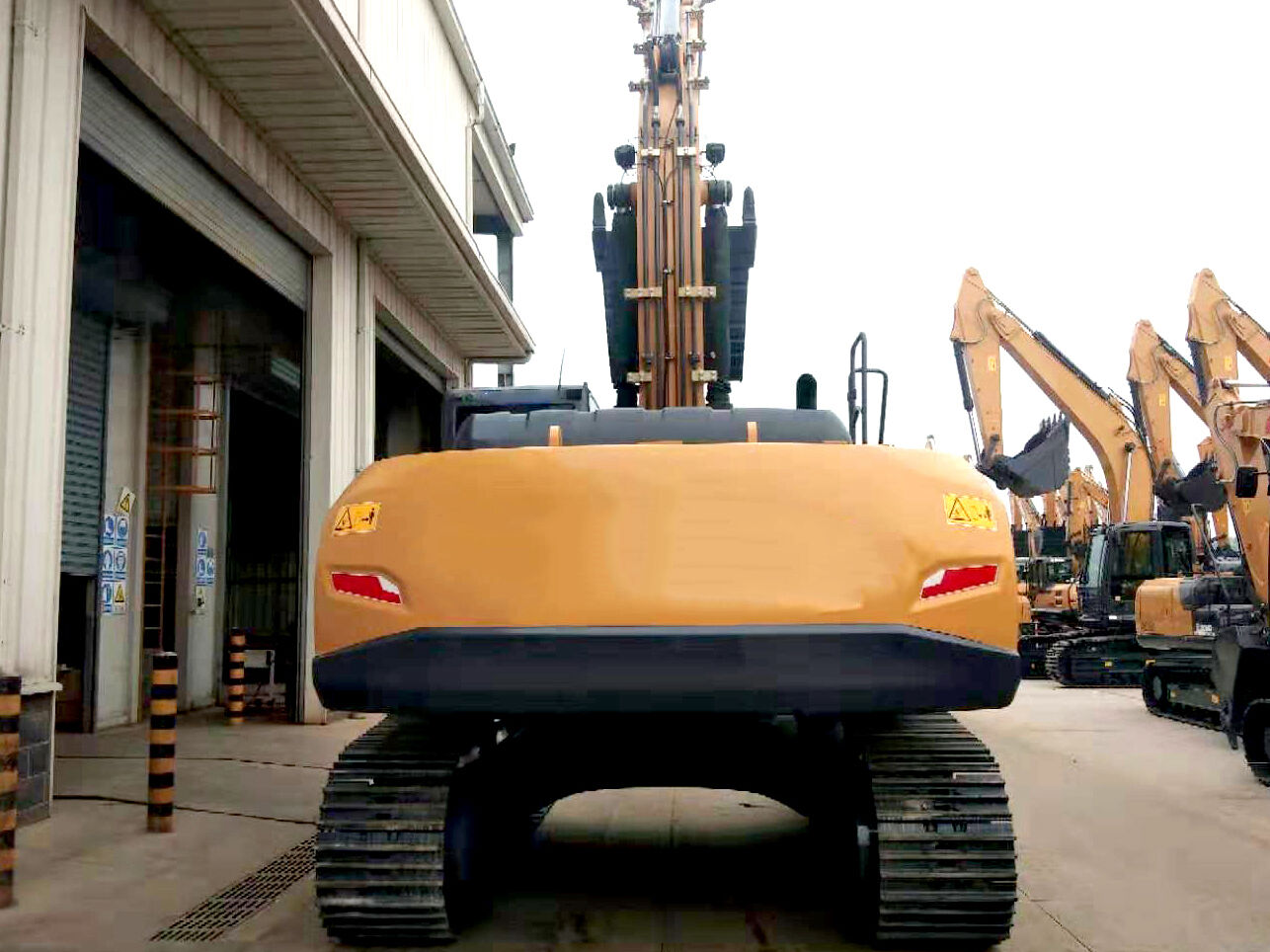 Buy Wholesale China Xe305d, Hydraulic Systerm, Large Excavator, 1.5m3 ...